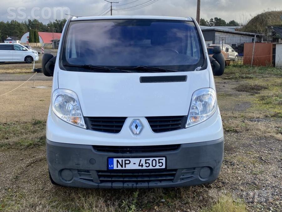 White Renault Trafic 2008 in Riga, with an engine capacity of 2.00 L and mileage of 0 thousand km for 4350 €, photo 6 on AUTOMOTO.COM.LV