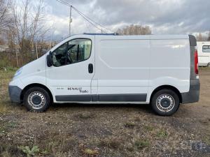 White Renault Trafic 2008 in Riga, with an engine capacity of 2.00 L and mileage of 0 thousand km for 4350 €, photo 8 on AUTOMOTO.COM.LV
