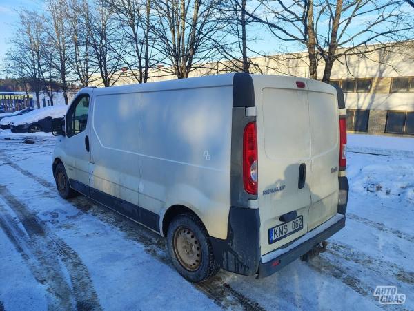 Balts Renault Trafic 2008 Viļņa, ar dzinēja tilpumu 2.00 L un nobraukumu 351 tūkst. km par 3900 €, foto 3 vietnē AUTOMOTO.COM.LV