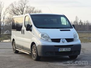 Balts Renault Trafic 2009 Liepāja, ar dzinēja tilpumu 2.50 L un nobraukumu 329 tūkst. km par 6500 €, foto 5 vietnē AUTOMOTO.COM.LV