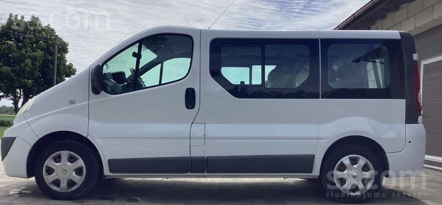White Renault Trafic 2010 in Dobele, with an engine capacity of 2.00 L and mileage of 270 thousand km for 7990 €, photo 6 on AUTOMOTO.COM.LV
