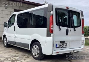 White Renault Trafic 2010 in Dobele, with an engine capacity of 2.00 L and mileage of 270 thousand km for 7990 €, photo 7 on AUTOMOTO.COM.LV