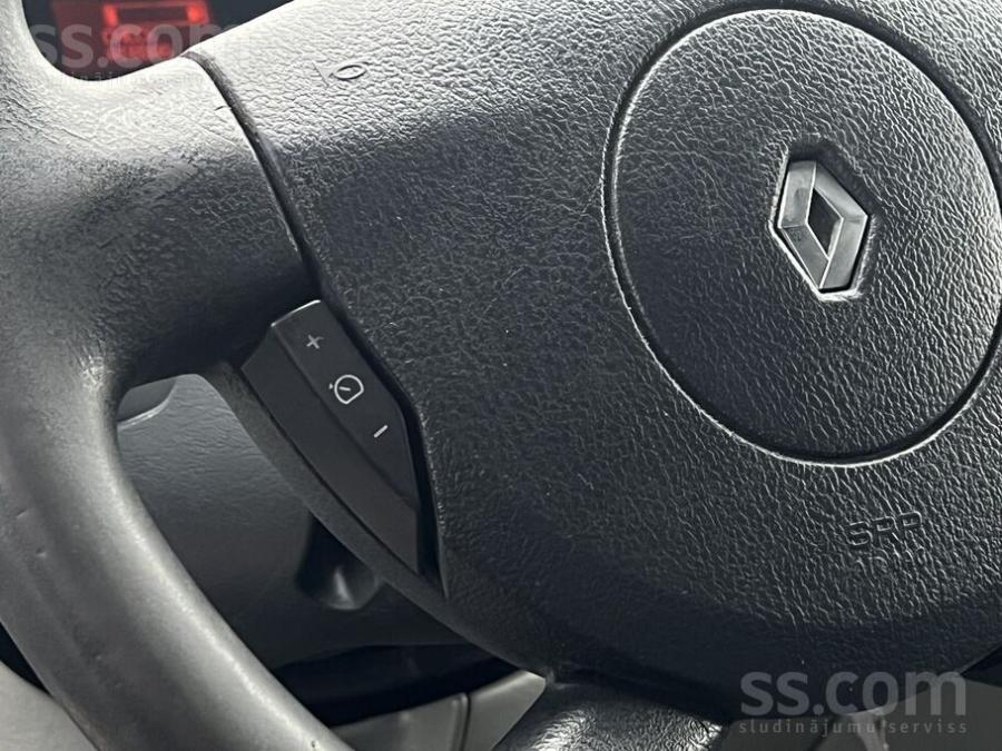 Balts Renault Trafic 2011 Rēzekne, ar dzinēja tilpumu 2.00 L un nobraukumu 414 tūkst. km par 3700 €, foto 10 vietnē AUTOMOTO.COM.LV