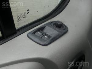 Balts Renault Trafic 2011 Rēzekne, ar dzinēja tilpumu 2.00 L un nobraukumu 414 tūkst. km par 3700 €, foto 11 vietnē AUTOMOTO.COM.LV