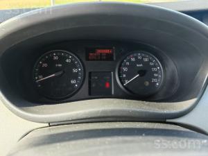 White Renault Trafic 2012 in Riga, with an engine capacity of 2.00 L and mileage of 302 thousand km for 4900 €, photo 10 on AUTOMOTO.COM.LV