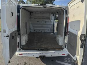 White Renault Trafic 2012 in Riga, with an engine capacity of 2.00 L and mileage of 302 thousand km for 4900 €, photo 11 on AUTOMOTO.COM.LV