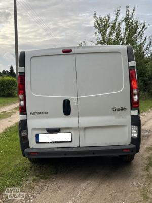 White Renault Trafic 2013 in Marijampole, with an engine capacity of 2.00 L and mileage of 274 thousand km for 2350 €, photo 5 on AUTOMOTO.COM.LV