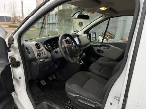 Balts Renault Trafic 2015 Valmiera, ar dzinēja tilpumu 1.60 L un nobraukumu 386 tūkst. km par 9000 €, foto 7 vietnē AUTOMOTO.COM.LV