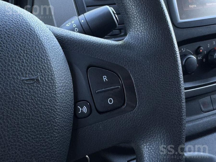 Balts Renault Trafic 2015 Jūrmala, ar dzinēja tilpumu 1.60 L un nobraukumu 315 tūkst. km par 6190 €, foto 12 vietnē AUTOMOTO.COM.LV