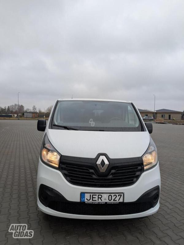 White Renault Trafic 2016 in Kaunas, with an engine capacity of 1.60 L and mileage of 192 thousand km for 10000 €, photo 2 on AUTOMOTO.COM.LV