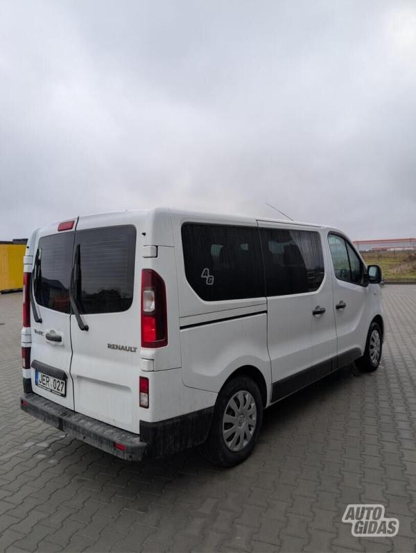 White Renault Trafic 2016 in Kaunas, with an engine capacity of 1.60 L and mileage of 192 thousand km for 10000 €, photo 4 on AUTOMOTO.COM.LV