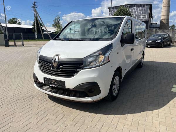 White Renault Trafic 2016 in Taurage, with an engine capacity of 1.60 L and mileage of 226 thousand km for 7200 €, photo 7 on AUTOMOTO.COM.LV