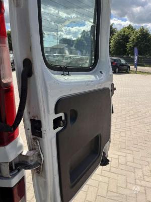 Balts Renault Trafic 2016 Tauragė, ar dzinēja tilpumu 1.60 L un nobraukumu 226 tūkst. km par 7200 €, foto 22 vietnē AUTOMOTO.COM.LV