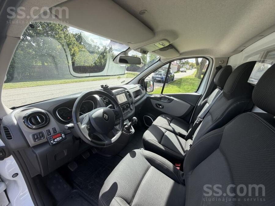 Balts Renault Trafic 2016 Ventspils, ar dzinēja tilpumu 1.60 L un nobraukumu 173 tūkst. km par 15400 €, foto 12 vietnē AUTOMOTO.COM.LV