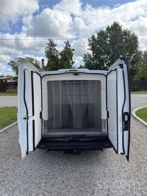 Balts Renault Trafic 2016 Ventspils, ar dzinēja tilpumu 1.60 L un nobraukumu 173 tūkst. km par 15400 €, foto 25 vietnē AUTOMOTO.COM.LV