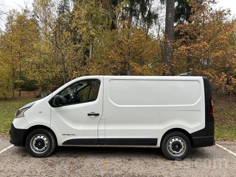 White Renault Trafic 2016 in Aluksne, with an engine capacity of 1.60 L and mileage of 0 thousand km for 8800 €, photo 10 on AUTOMOTO.COM.LV