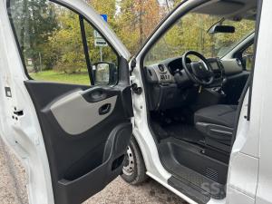 White Renault Trafic 2016 in Aluksne, with an engine capacity of 1.60 L and mileage of 0 thousand km for 8800 €, photo 11 on AUTOMOTO.COM.LV