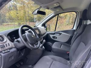 White Renault Trafic 2016 in Aluksne, with an engine capacity of 1.60 L and mileage of 0 thousand km for 8800 €, photo 15 on AUTOMOTO.COM.LV