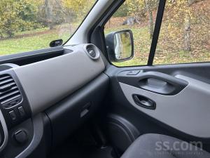 White Renault Trafic 2016 in Aluksne, with an engine capacity of 1.60 L and mileage of 0 thousand km for 8800 €, photo 23 on AUTOMOTO.COM.LV