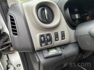 White Renault Trafic 2016 in Aluksne, with an engine capacity of 1.60 L and mileage of 0 thousand km for 8800 €, photo 25 on AUTOMOTO.COM.LV