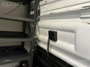 White Renault Trafic 2016 in Aluksne, with an engine capacity of 1.60 L and mileage of 0 thousand km for 8800 €, photo 34 on AUTOMOTO.COM.LV
