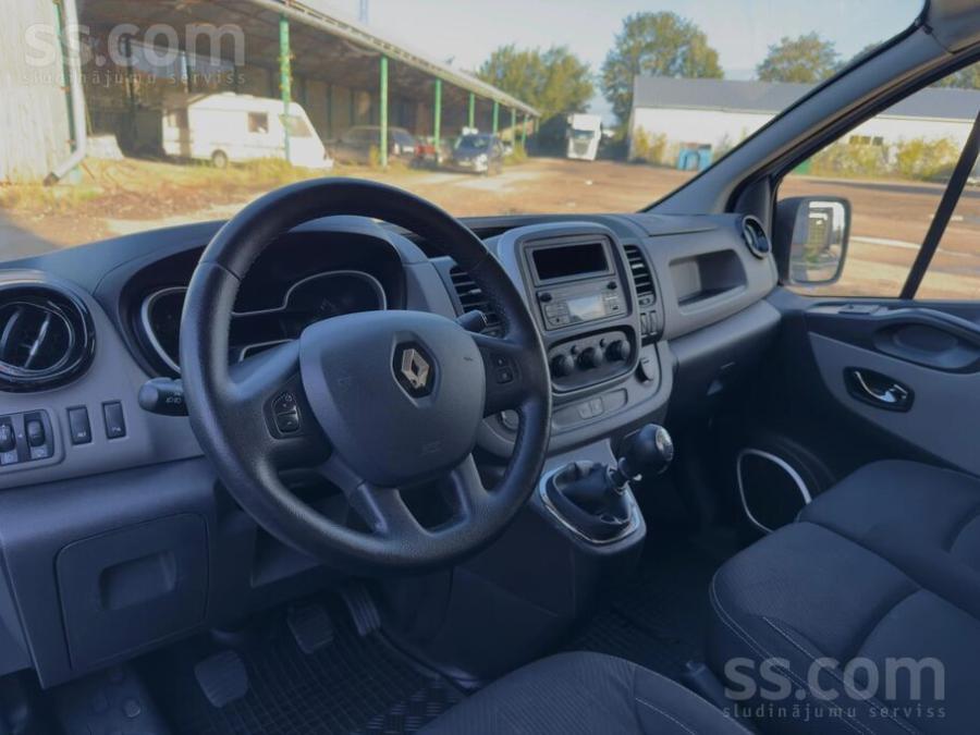 Balts Renault Trafic 2017 Tukums, ar dzinēja tilpumu 1.60 L un nobraukumu 298 tūkst. km par 7200 €, foto 3 vietnē AUTOMOTO.COM.LV