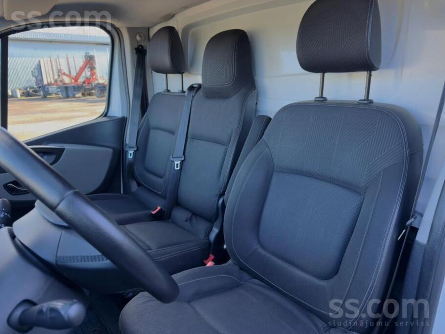 Balts Renault Trafic 2017 Tukums, ar dzinēja tilpumu 1.60 L un nobraukumu 298 tūkst. km par 7200 €, foto 4 vietnē AUTOMOTO.COM.LV