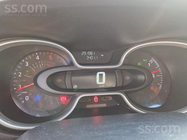 Balts Renault Trafic 2017 Rīga, ar dzinēja tilpumu 1.60 L un nobraukumu 292 tūkst. km par 8400 €, foto 5 vietnē AUTOMOTO.COM.LV