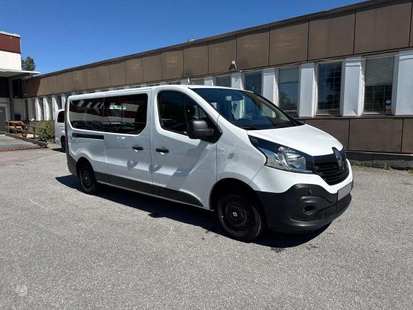 White Renault Trafic 2017 in Vilnius, with an engine capacity of 1.60 L and mileage of 124 thousand km for 21360 €, photo 3 on AUTOMOTO.COM.LV