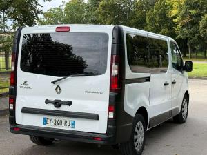 Balts Renault Trafic 2018 Tauragė, ar dzinēja tilpumu 1.60 L un nobraukumu 300 tūkst. km par 6500 €, foto 7 vietnē AUTOMOTO.COM.LV