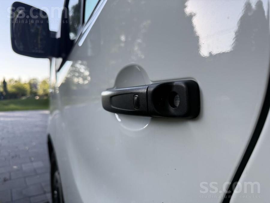 Белый Рено Трафик 2019 в Рига, объемом двигателя 1.60 л и пробегом 170 тыс. км за 13990 €, фото 10 на AUTOMOTO.COM.LV