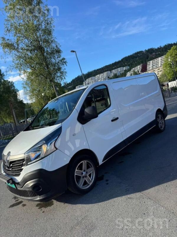 White Renault Trafic 2019 in Riga, with an engine capacity of 1.60 L and mileage of 202 thousand km for 7500 €, photo 6 on AUTOMOTO.COM.LV