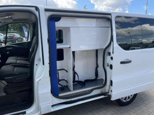 Balts Renault Trafic 2020 Tauragė, ar dzinēja tilpumu 2.00 L un nobraukumu 345 tūkst. km par 8700 €, foto 15 vietnē AUTOMOTO.COM.LV