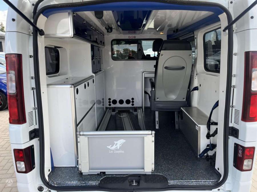 Balts Renault Trafic 2020 Tauragė, ar dzinēja tilpumu 2.00 L un nobraukumu 345 tūkst. km par 8700 €, foto 16 vietnē AUTOMOTO.COM.LV