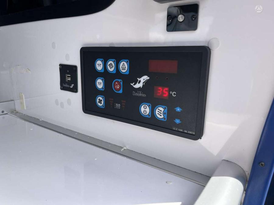 Balts Renault Trafic 2020 Tauragė, ar dzinēja tilpumu 2.00 L un nobraukumu 345 tūkst. km par 8700 €, foto 20 vietnē AUTOMOTO.COM.LV