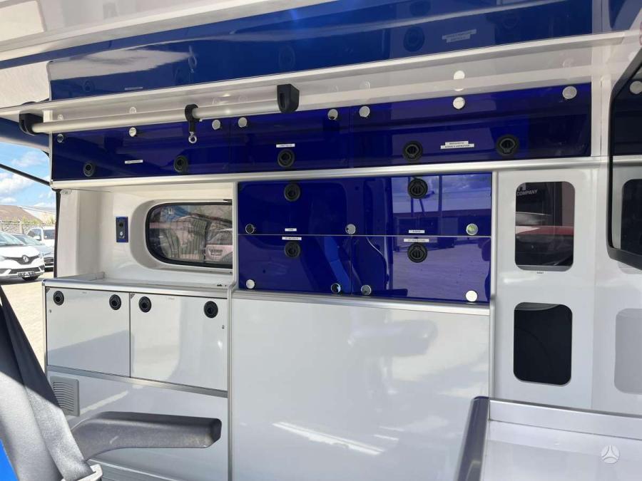 Balts Renault Trafic 2020 Tauragė, ar dzinēja tilpumu 2.00 L un nobraukumu 345 tūkst. km par 8700 €, foto 21 vietnē AUTOMOTO.COM.LV