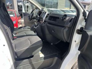Balts Renault Trafic 2020 Tauragė, ar dzinēja tilpumu 2.00 L un nobraukumu 345 tūkst. km par 8700 €, foto 22 vietnē AUTOMOTO.COM.LV