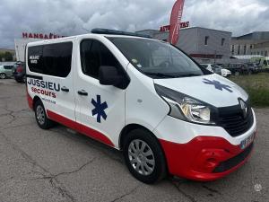 White Renault Trafic 2020 in Panevezys, with an engine capacity of 1.60 L and mileage of 340 thousand km for 7800 €, photo 3 on AUTOMOTO.COM.LV