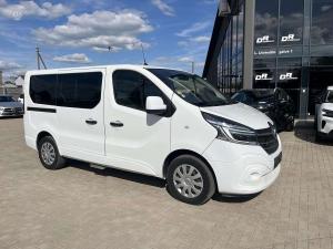 Balts Renault Trafic 2020 Tauragė, ar dzinēja tilpumu 2.00 L un nobraukumu 345 tūkst. km par 8700 €, foto  vietnē AUTOMOTO.COM.LV