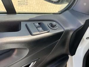 Balts Renault Trafic 2020 Tauragė, ar dzinēja tilpumu 2.00 L un nobraukumu 345 tūkst. km par 8700 €, foto 14 vietnē AUTOMOTO.COM.LV