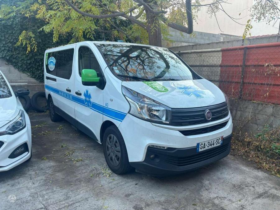 Balts Renault Trafic 2021 Tauragė, ar dzinēja tilpumu 2.00 L un nobraukumu 237 tūkst. km par 8400 €, foto 1 vietnē AUTOMOTO.COM.LV