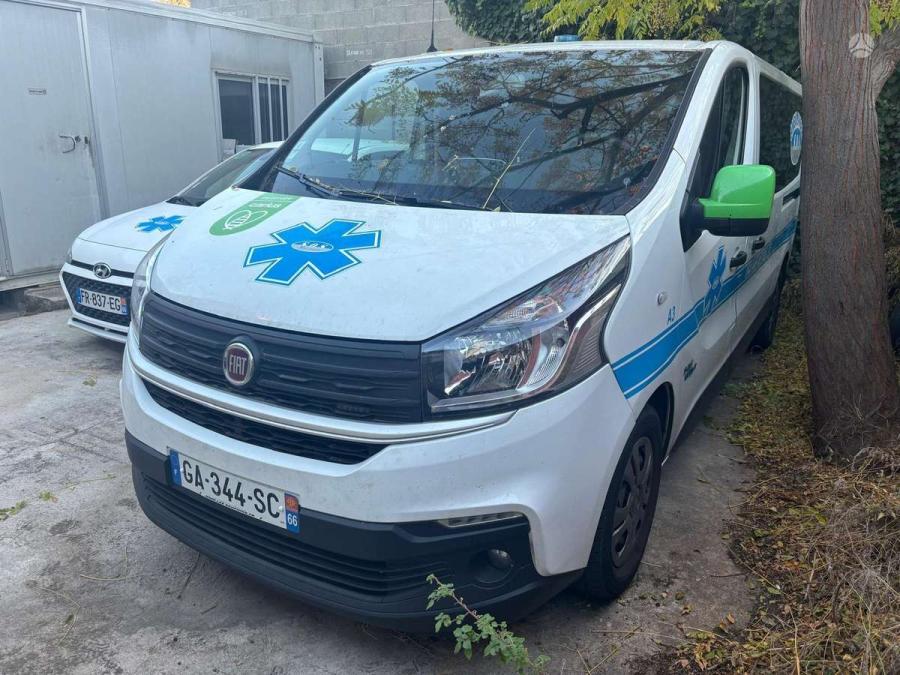 Balts Renault Trafic 2021 Tauragė, ar dzinēja tilpumu 2.00 L un nobraukumu 237 tūkst. km par 8400 €, foto 2 vietnē AUTOMOTO.COM.LV