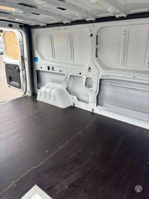 Balts Renault Trafic 2021 Jonava, ar dzinēja tilpumu 0.00 L un nobraukumu 108 tūkst. km par 10150 €, foto 18 vietnē AUTOMOTO.COM.LV