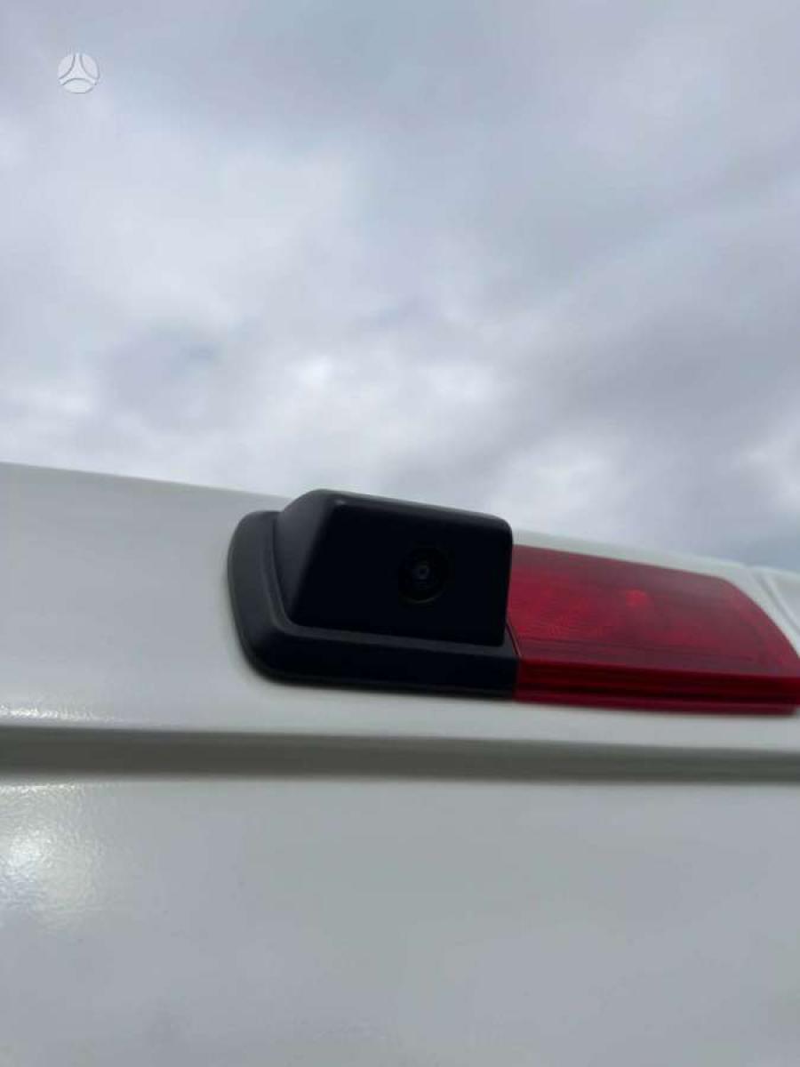 Balts Renault Trafic 2021 Jonava, ar dzinēja tilpumu 0.00 L un nobraukumu 108 tūkst. km par 10150 €, foto 24 vietnē AUTOMOTO.COM.LV