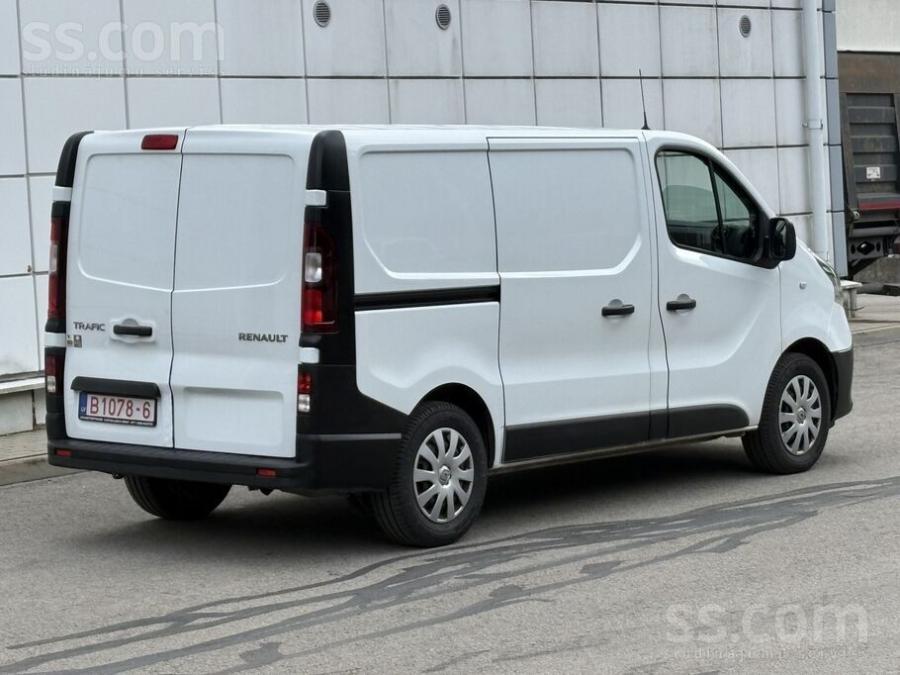 White Renault Trafic 2021 in Riga, with an engine capacity of 2.00 L and mileage of 0 thousand km for 10900 €, photo 5 on AUTOMOTO.COM.LV