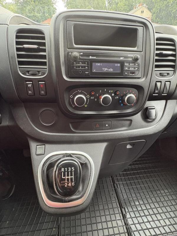 Balts Renault Trafic 2021 Rīga, ar dzinēja tilpumu 2.00 L un nobraukumu 0 tūkst. km par 10900 €, foto 9 vietnē AUTOMOTO.COM.LV
