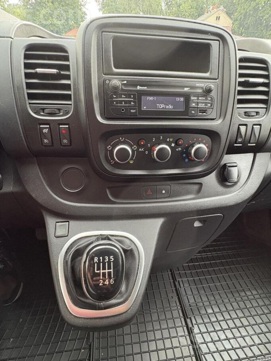 White Renault Trafic 2021 in Riga, with an engine capacity of 2.00 L and mileage of 0 thousand km for 10900 €, photo 10 on AUTOMOTO.COM.LV