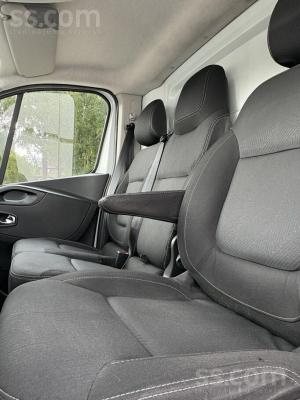 White Renault Trafic 2021 in Riga, with an engine capacity of 2.00 L and mileage of 0 thousand km for 10900 €, photo 11 on AUTOMOTO.COM.LV