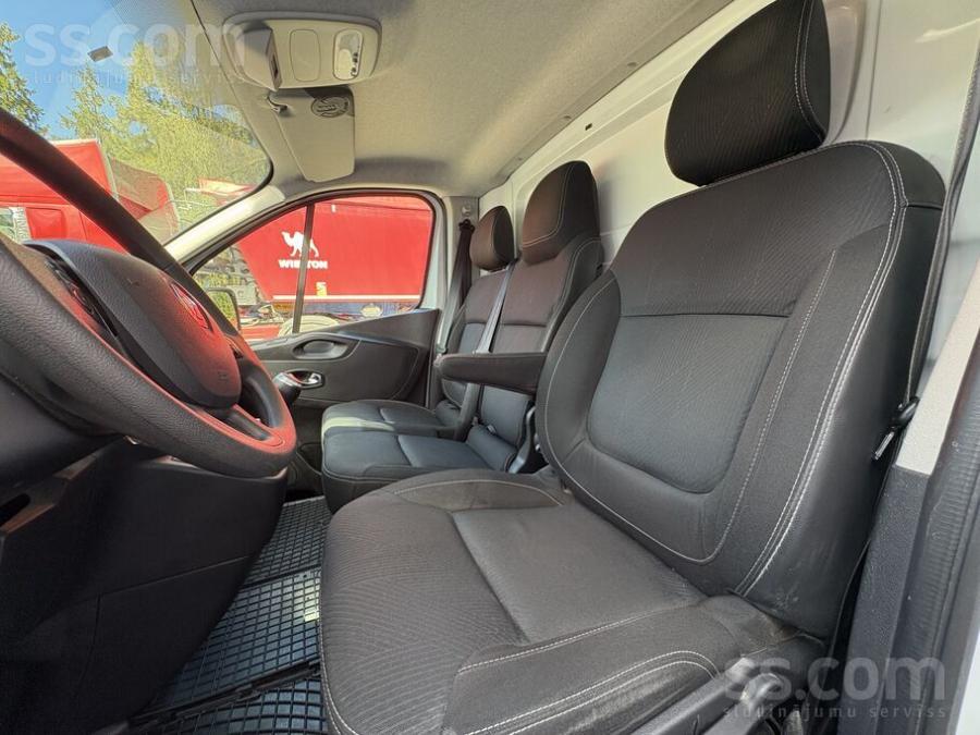 Balts Renault Trafic 2021 Rīga, ar dzinēja tilpumu 2.00 L un nobraukumu 0 tūkst. km par 10900 €, foto 8 vietnē AUTOMOTO.COM.LV