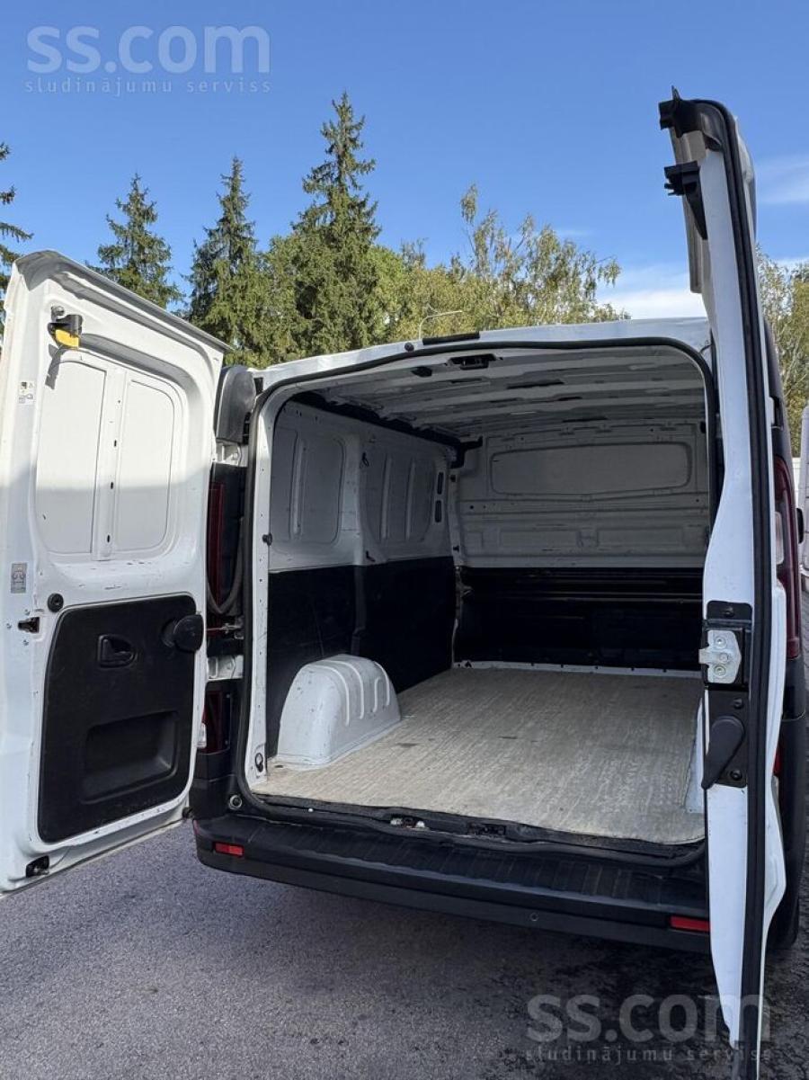 Balts Renault Trafic 2021 Rīga, ar dzinēja tilpumu 2.00 L un nobraukumu 0 tūkst. km par 10900 €, foto 18 vietnē AUTOMOTO.COM.LV